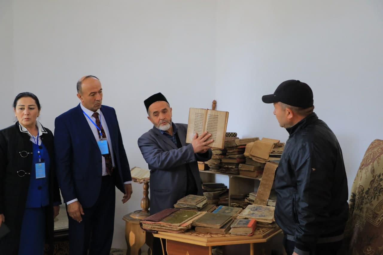 Ming eksponatli qishloq muzeyi - Xalq so'zi