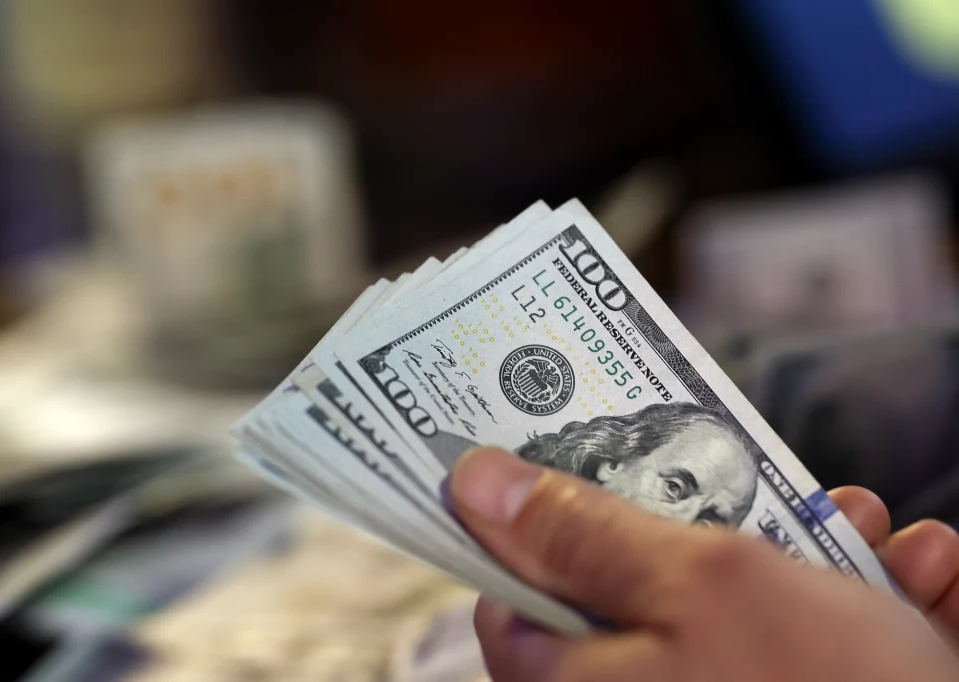 Oʻzbekistonda dollar yana koʻtarildi - Xalq so'zi