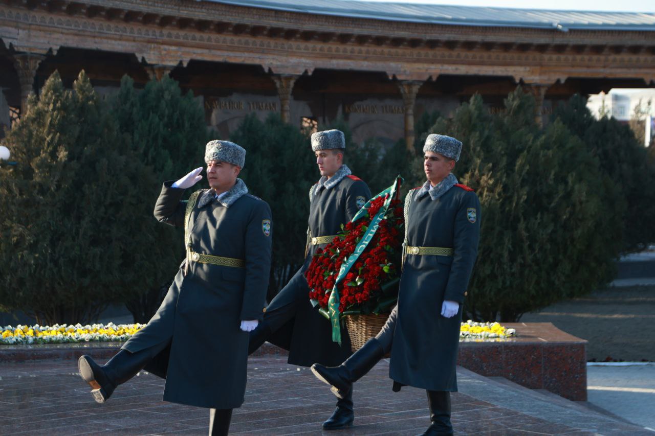 Vatan himoyachilari sharaflandi - Xalq so'zi
